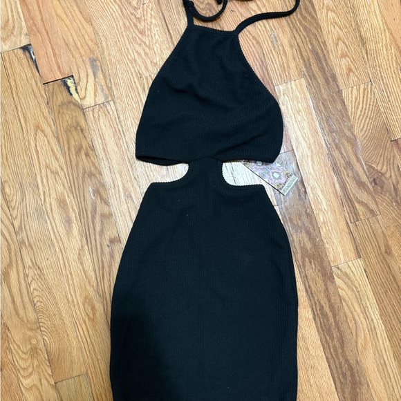 Boohoo | Dresses | Boohoo Black Halter Bodycon Dress With Cutouts ...